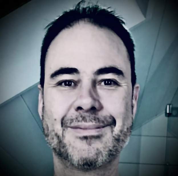 The Blues Club - Happy Bluesman