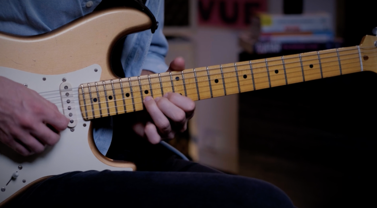 6 Beginner Blues Soloing Tips - Happy Bluesman